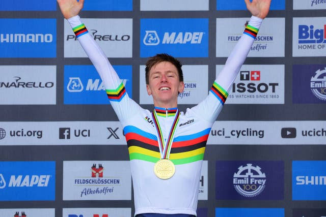 Tadej Pogačar ha questo come un attacco nucleare" - Ben Healy apre ...