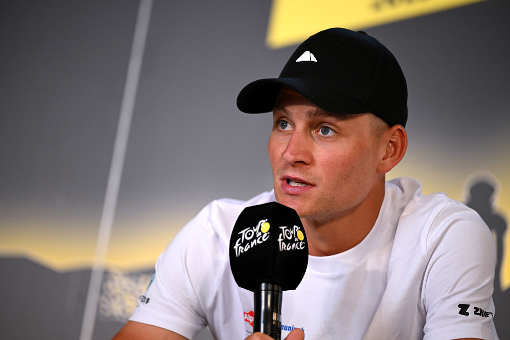 Adidas Weigert €27 Miljoen Bod van Wielerster Mathiue van der Pole: Een ...